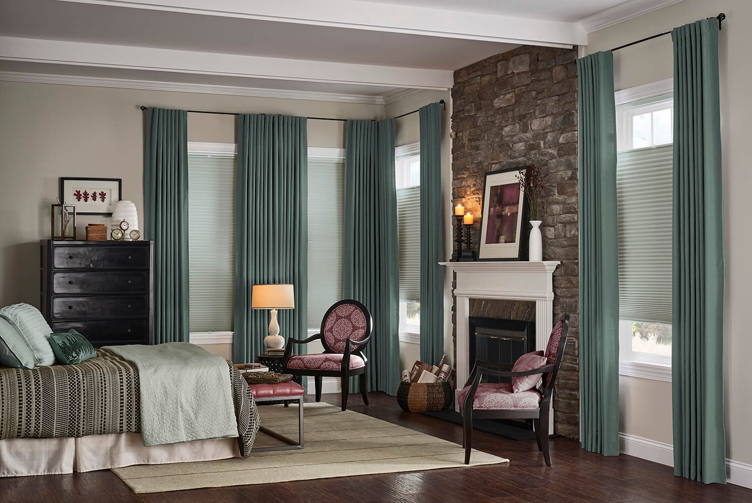 Top 4 Mistakes to Avoid when Hanging Curtains